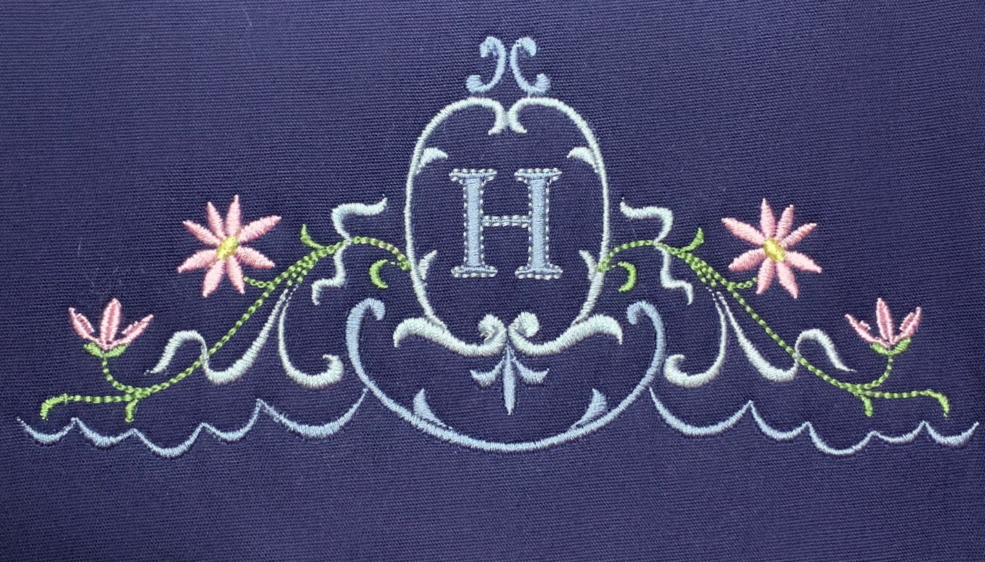 FRAME 11 | Bling Sass & Sparkle